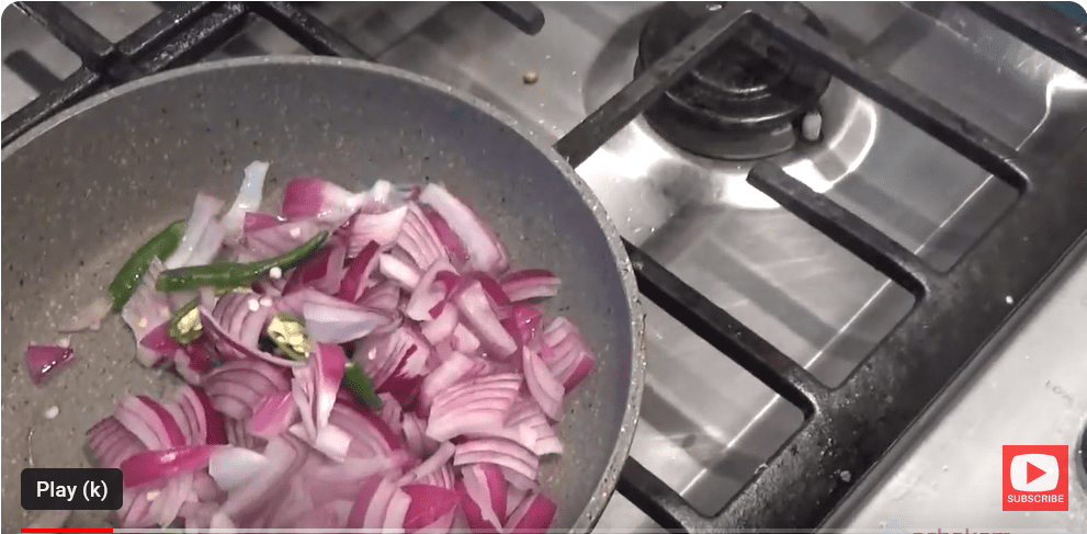 Chemmeen Theeyal Traditional Style With Muringakka - Video Recipe ...