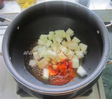 Kumbalanga Pulinkari Recipe - pachakam.com