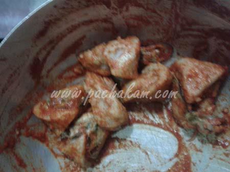 Kadukka Nirachathu - Kerala Style Stuffed Mussels Recipe - pachakam.com