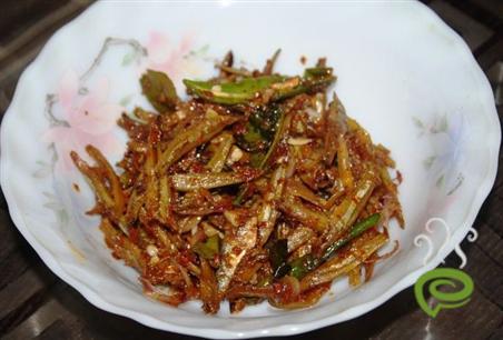 Halmasso Thel Dala : Unakka Meen Recipe - pachakam.com