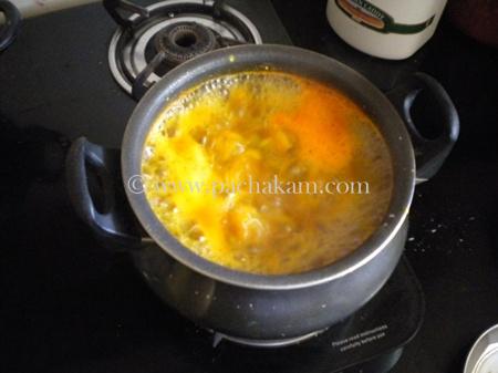 Mathanga Vendakkai Pulinkari Recipe - pachakam.com