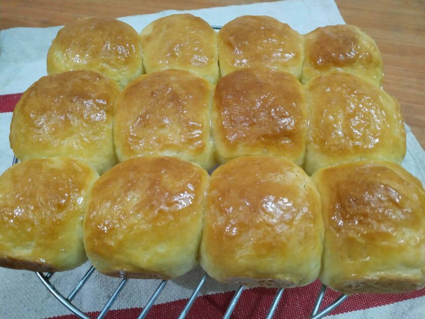 Pav Buns Recipe - pachakam.com