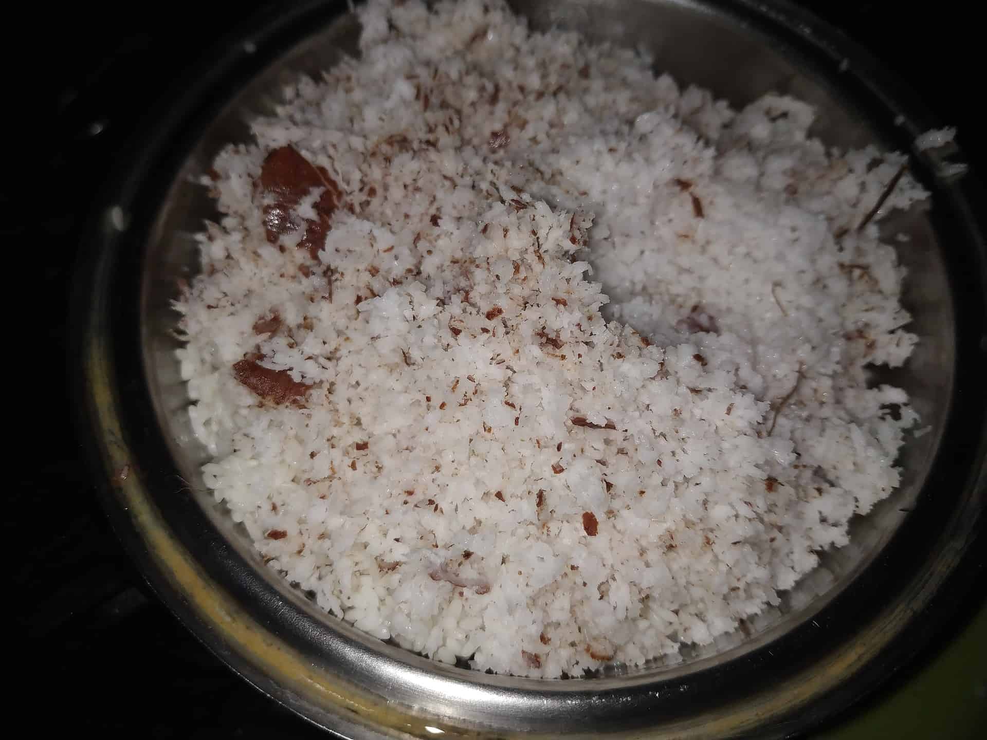 Chicken Idli | Chicken Stuffed Idli Recipe - pachakam.com