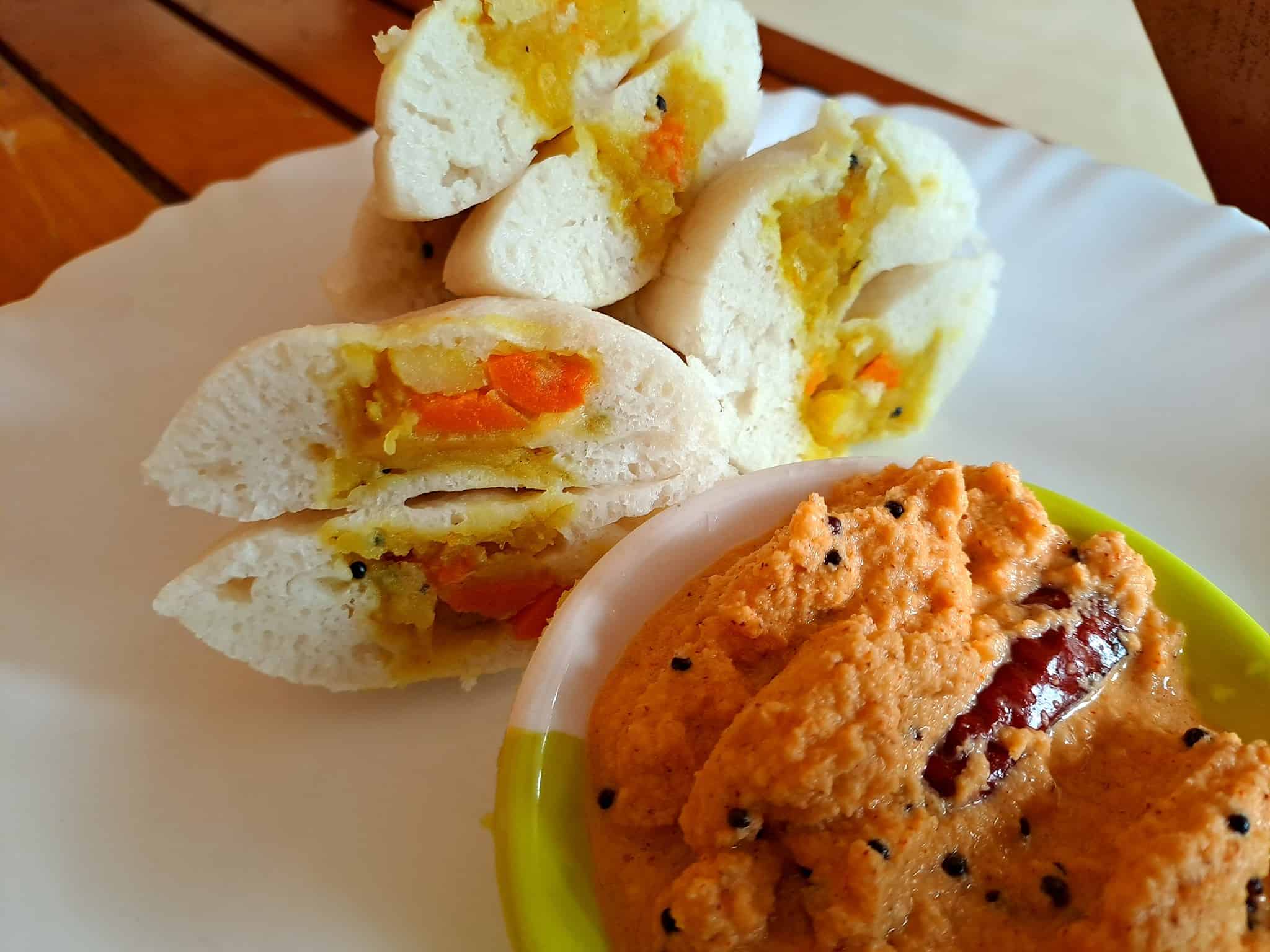 Aloo Masala Stuffed Idli | Stuffed Idli Recipe - pachakam.com