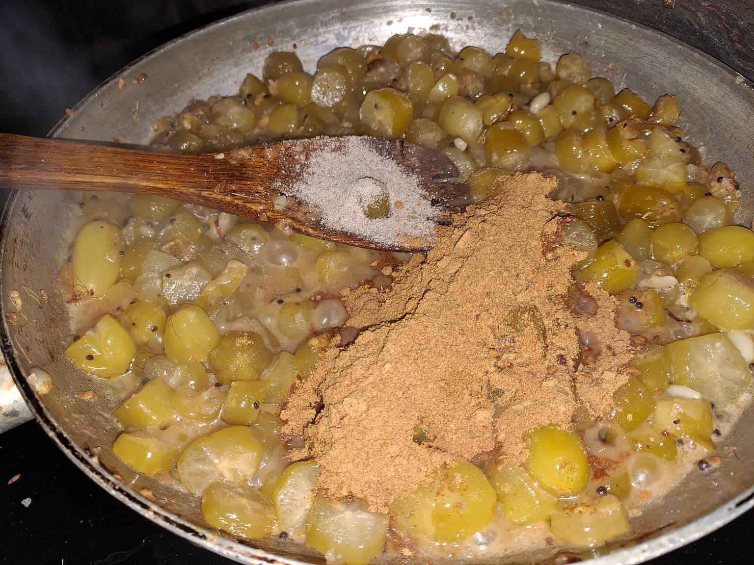 Irumban Puli Achar | Bilimbi Pickle Recipe - pachakam.com